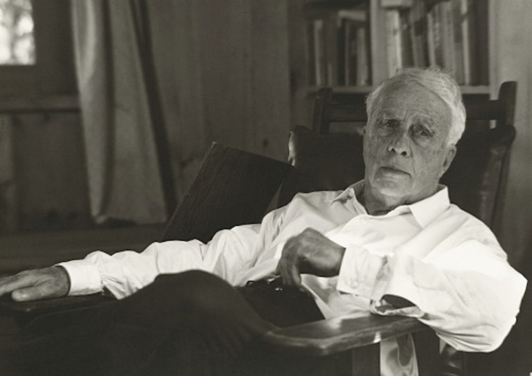 Robert Frost’s “The Freedom of the Moon” – Linda's Literary Home